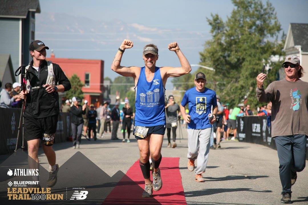 5 Mins. @ Sunset: BUILD UP - Happy Guide Tony McLean Brown